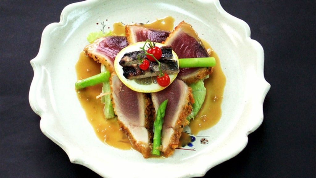 TATAKI OF BONITO WITH SESAME SOURCE - Recipes of Japanese Ryotei